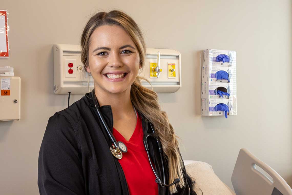 Alternative Nursing Careers - UIW Accelerated BSN